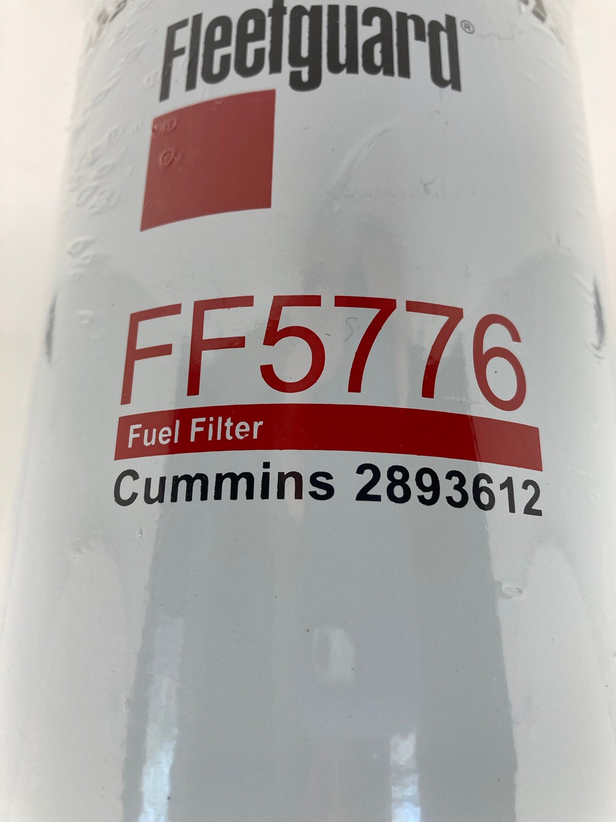 FLEETGUARD FF5776 - Cross reference oil filters