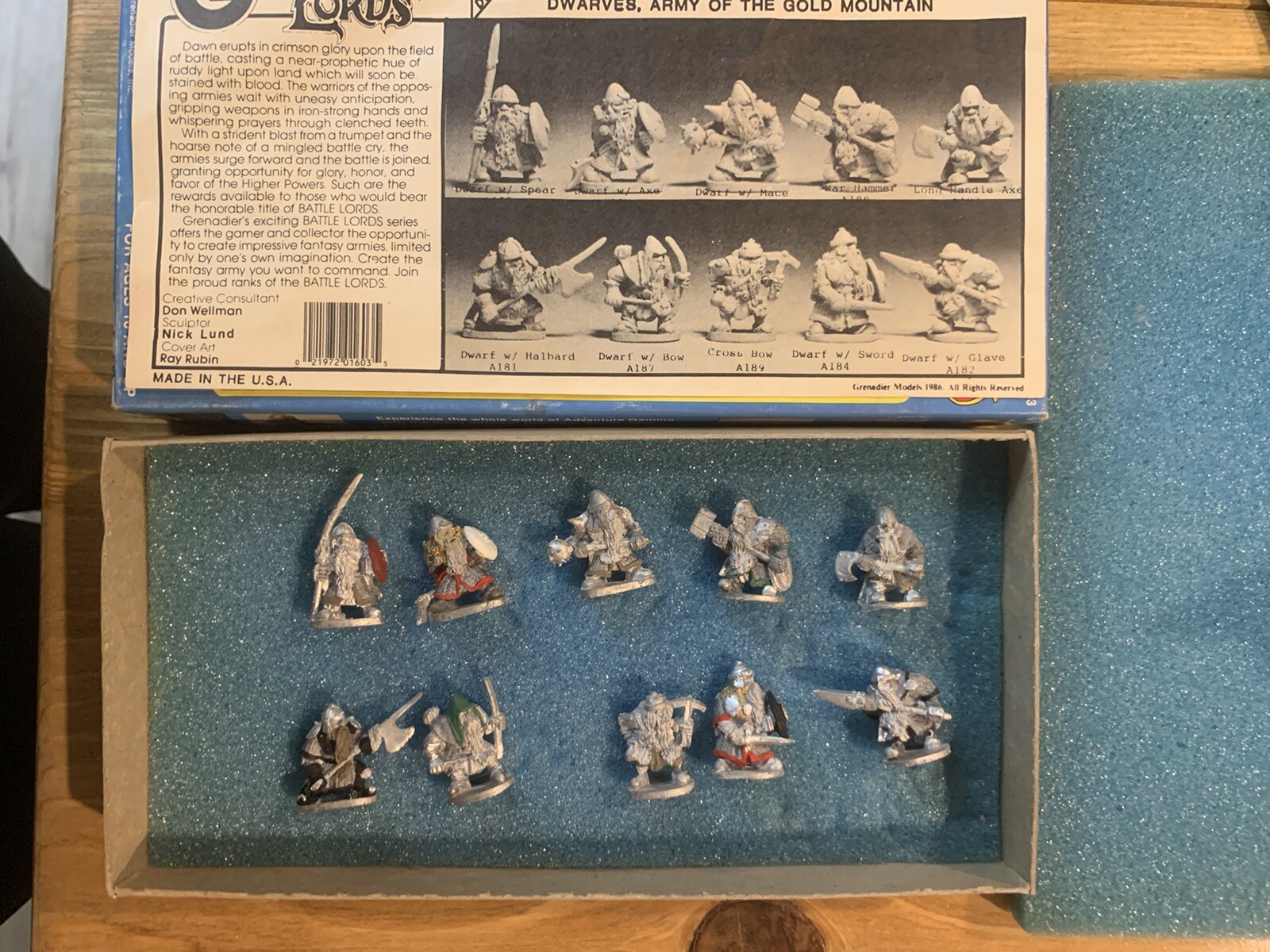 Grenadier Battle Lords Dwarves, Army Of The Golden Mountain 25mm ...