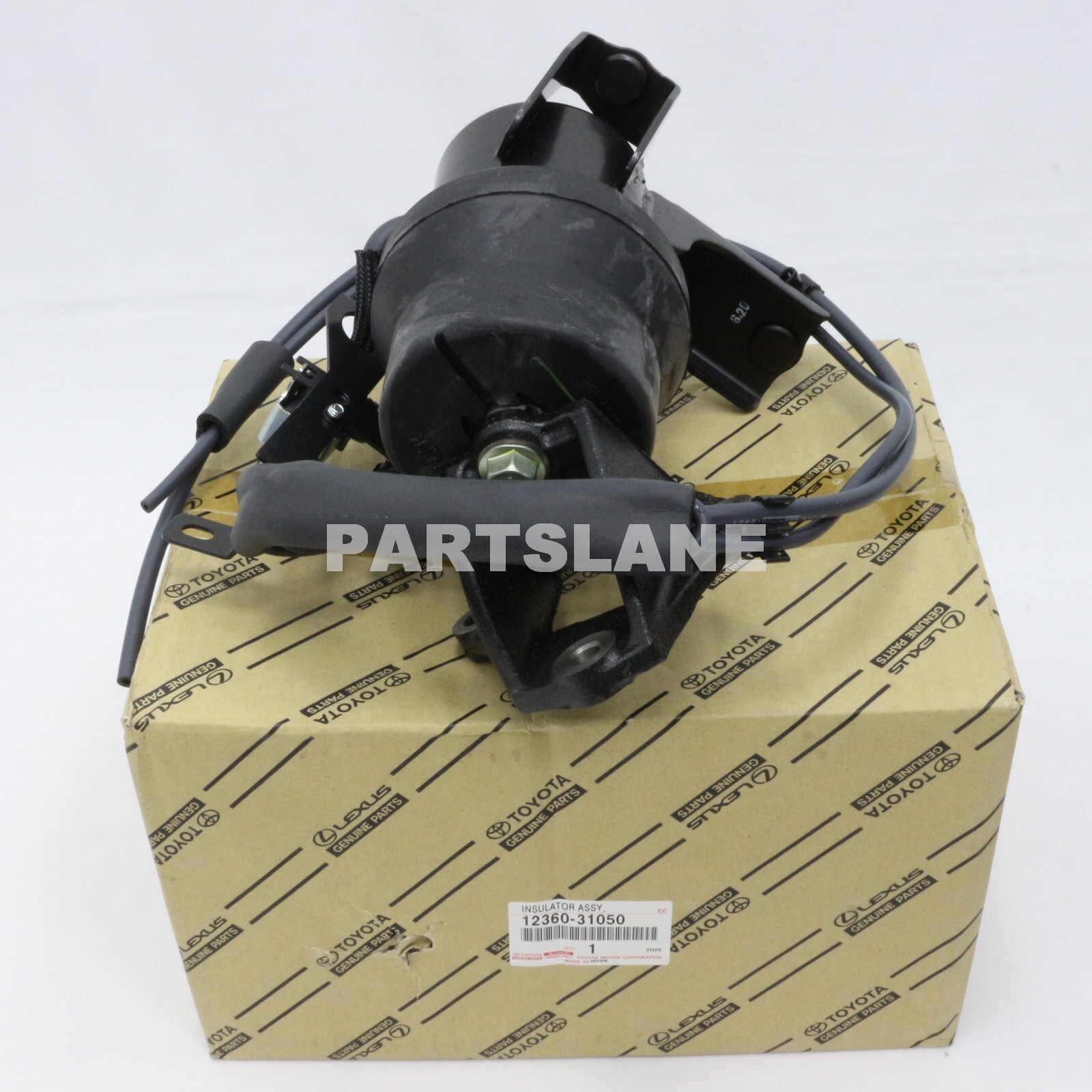 Lexus RX350 2010-2012 OEM Genuine Front Engine Mounting Insulator 12360 ...