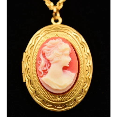 Vintage Cameo Locket Pendant Necklace Red White Gold Lightweight NOS ...