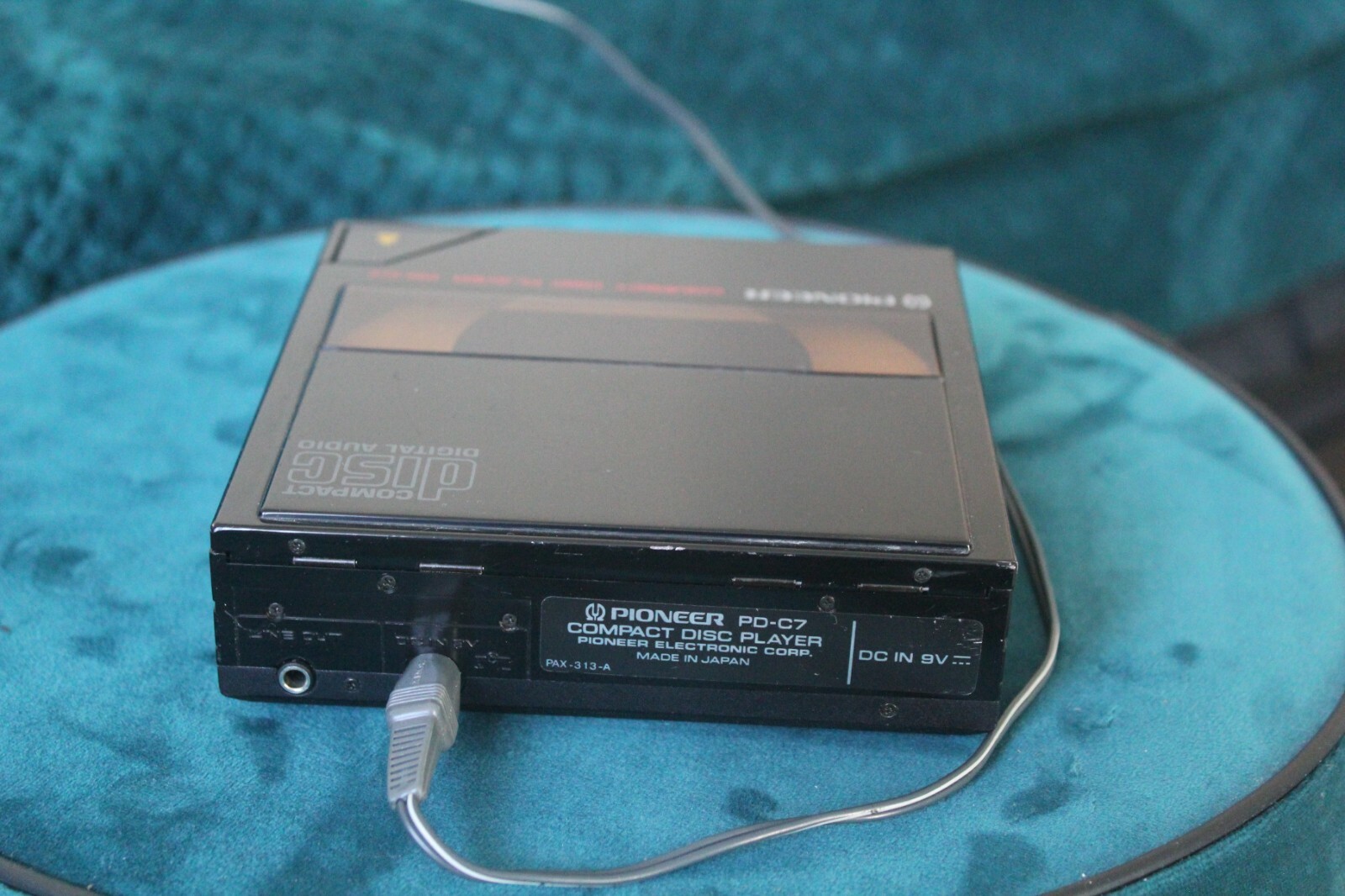 Set of two Vintage Portable CD Player Pioneer PD-C7, Year 1985 ...
