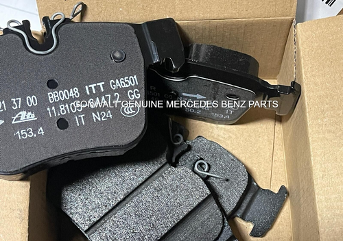 Mercedes Benz Genuine Rear Disc Brake Pad Set C class C43 AMG OE ...