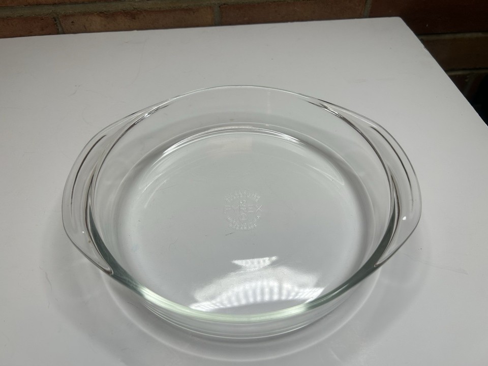Vintage Pyrex #221 Clear Glass Round Handled Casserole Baking Dish 8 ...