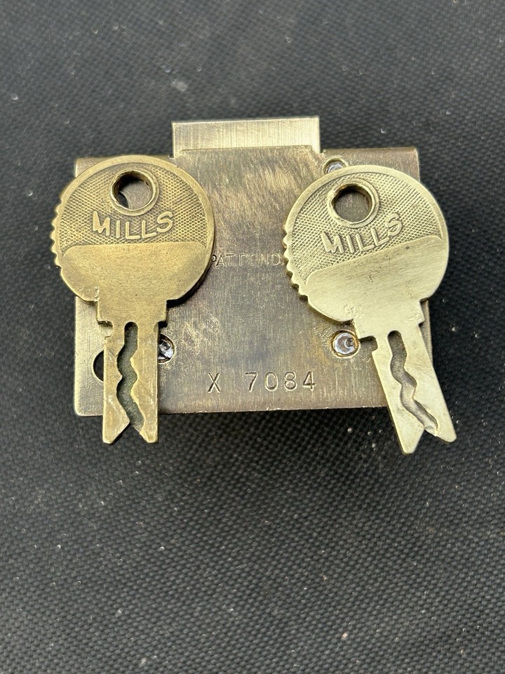 MILLS SLOT MACHINE BACK DOOR LOCK WITH 2 ORIGINAL KEYS | eBay