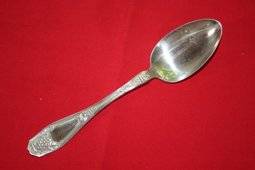 SOLID SERVING SPOON International R.C.Co Isabella Silverplate 1913 ...