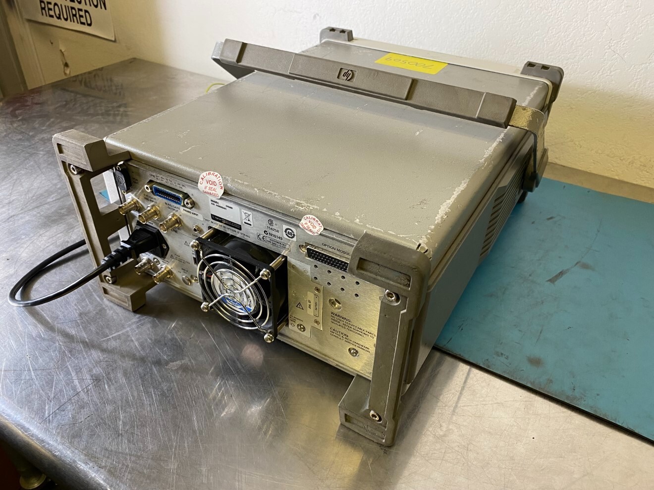 Agilent Spectrum Analyzer 8563EC 9 kHz - 26.5 GHz CFG003 CALIBRATED (12 ...