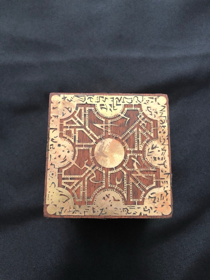 Hellraiser 2 Screen Used Puzzle Box Movie Prop Doug Bradley Clive ...