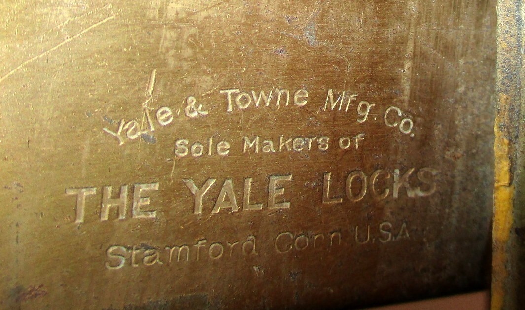 Antique YALE MORTISE JUNIOR VULCAN LOCKS PR DOORKNOBS PLATES Skeleton ...