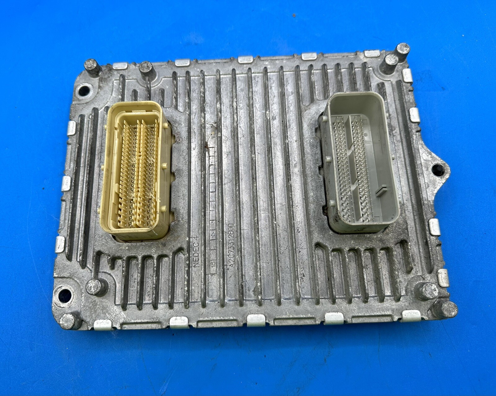 2015 Dodge Challenger Charger 5.7L Hemi V8 Engine Control Module ECM ...