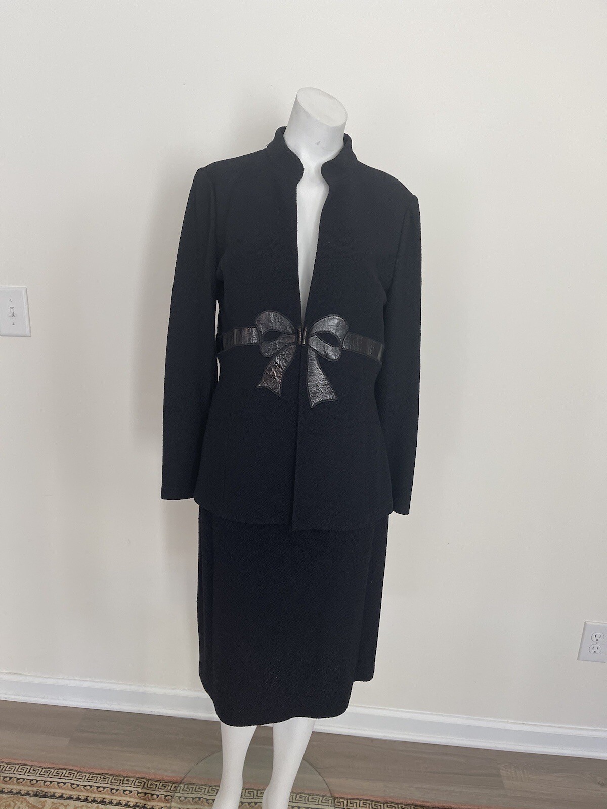 ST.JOHN women black set Withe Leather Bow On Jacket | eBay