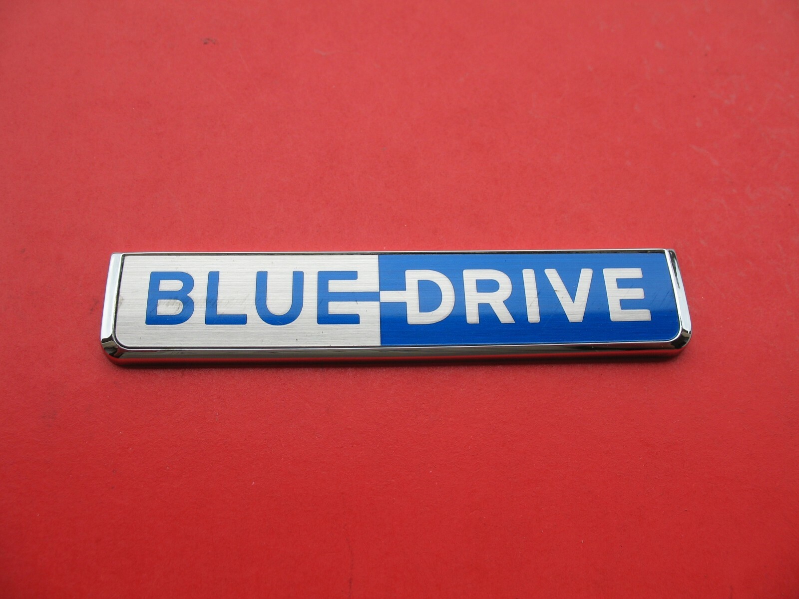 HYUNDAI BLUE DRIVE SIDE REAR EMBLEM LOGO BADGE SIGN SYMBOL USED OEM ...