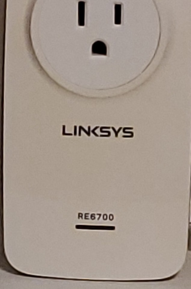 Linksys RE6700 Amplify Dual Band High-Power Wi-Fi Gigabit Range ...