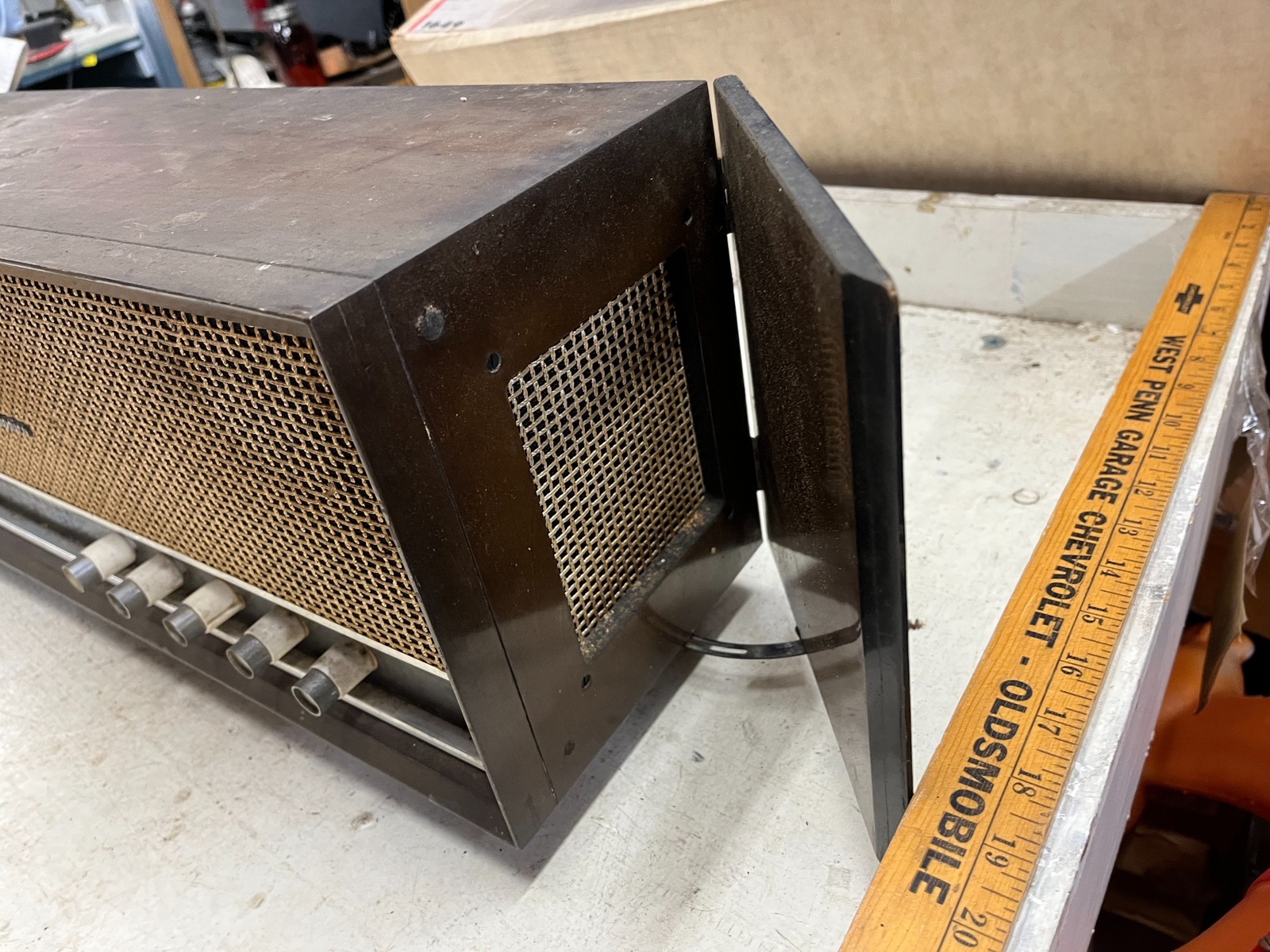 Vintage JVC Delmonico Vacuum Tube Radio Model FMS-413U