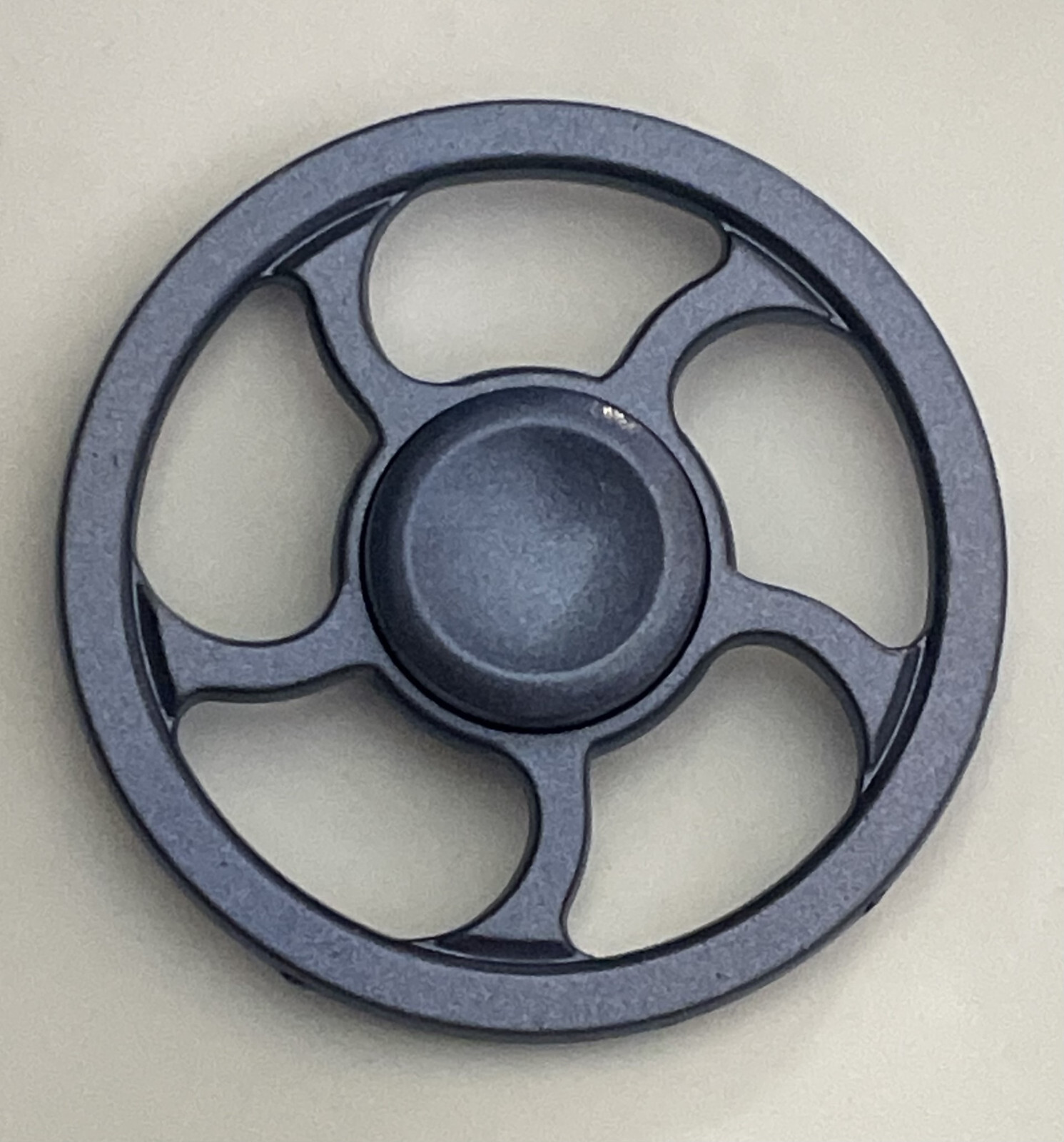 BLUE ROUND FIDGET SPINNER -- (GREAT CHRISTMAS GIFT) | eBay Australia