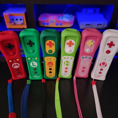 Complete Set of Mario Bros Themed Nintendo Wii Remote Motion ...