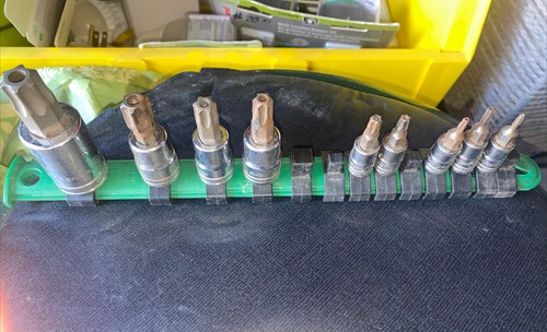 Gearwrench 9 Piece S2 Torx / Star Bit Socket Set w/ Rail #80723 | eBay