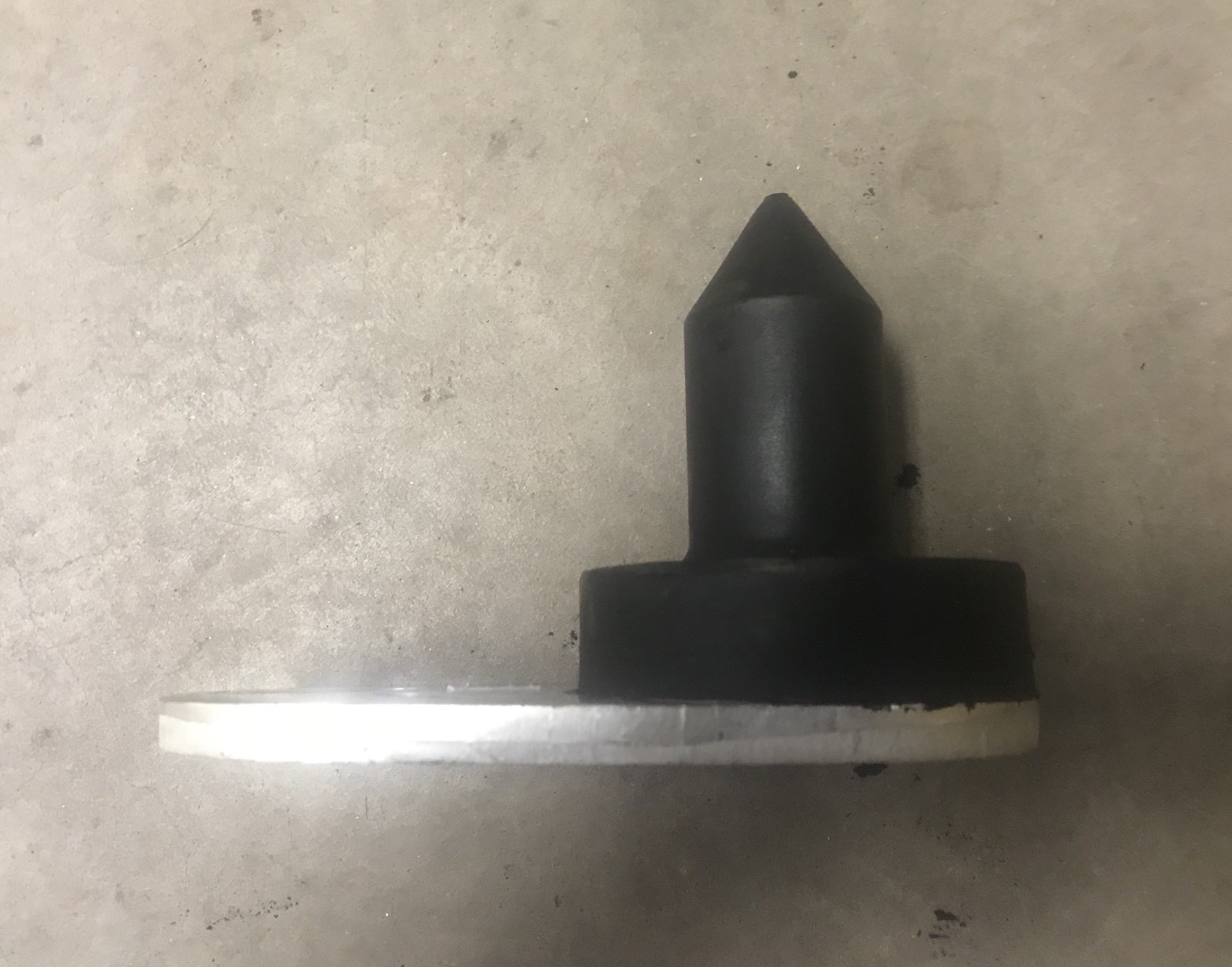 Kenworth W900A Left Hood Support Guide Pin Bracket K179-C-375 C500 W900 ...