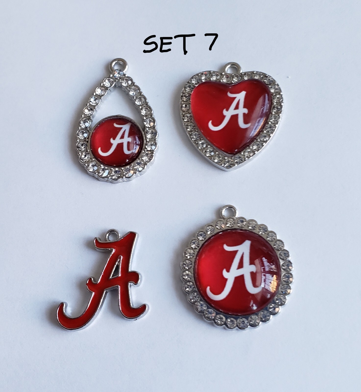 Sale 4pcs charms of Alabama Crimson Tide College team top glass, enamel ...