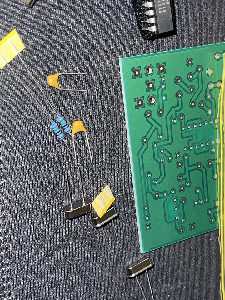 Genesis Q5 HAM Radio QRP Telegraph CW Transmitter Kits Miscellaneous ...