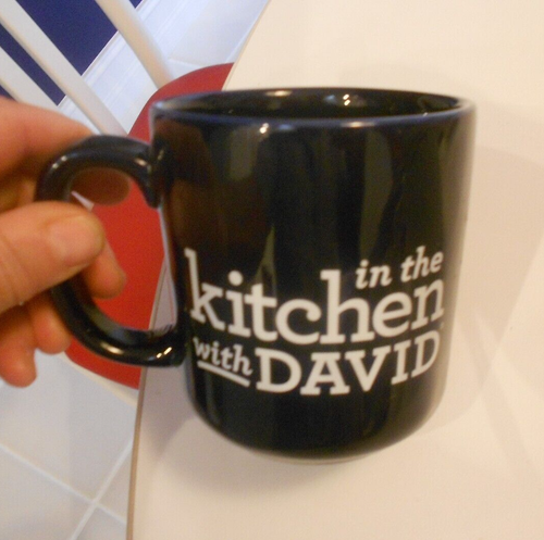 IN THE KITCHEN WITH DAVID HAPPY DANCE MUG 4" HIGH VG++ CONDITION | eBay