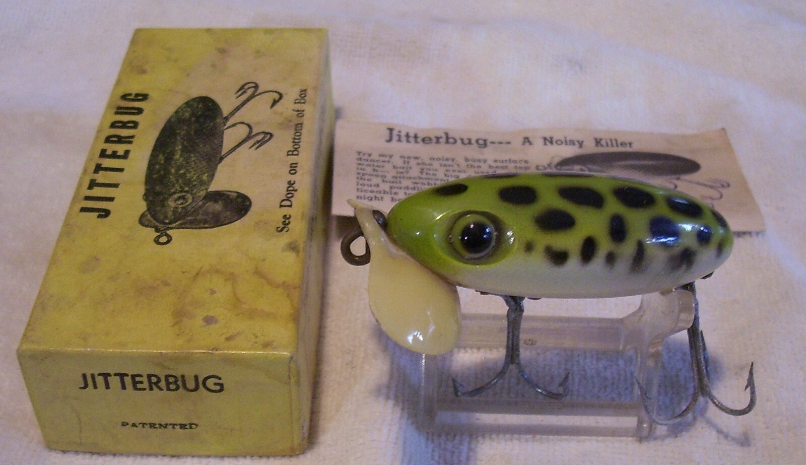 042224 BEAUTIFUL ARBOGAST PLASTIC LIP JITTERBUG LURE 2-5/8" BOX NO ...