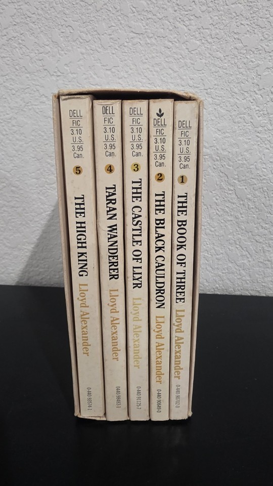 Chronicles of Prydain Book Set -by Lloyd Alexander (1985) - All 5 Books ...
