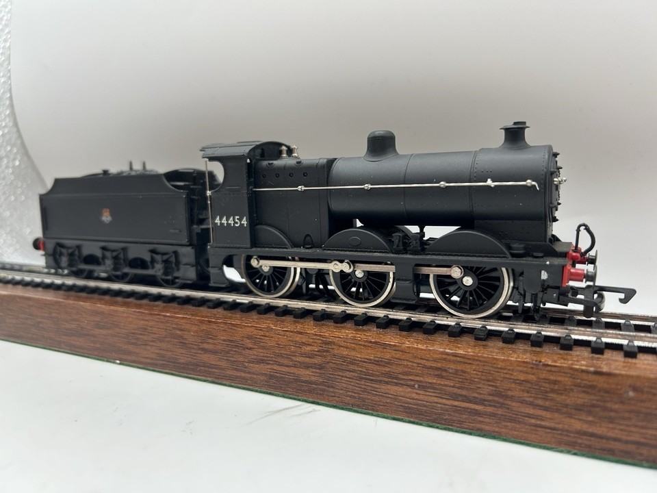 OO Airfix Fowler 4F Class 0-6-0 Steam Locomotive BR Black - (EXCELLENT ...