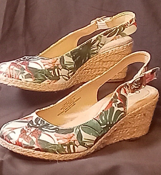 Baretraps Slingback Cork Wedge Sandals Floral Adjusta… - Gem