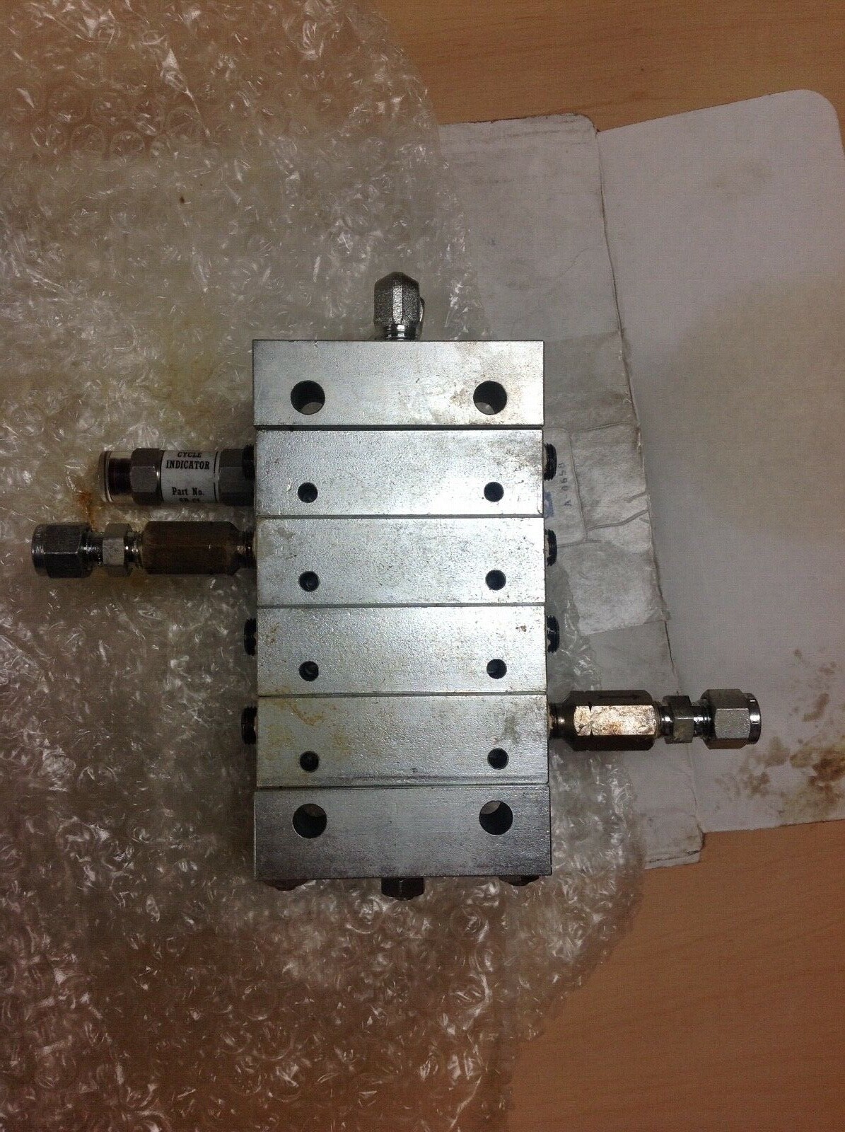 ARIEL Hydraulics HP Divider Valve Block Max 7500 psi Bank of 4 Valves ...