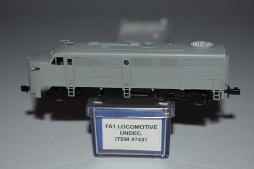 N Scale Life-Like 7431 Undecorated FA1 Diesel Locomotive C55081 | eBay