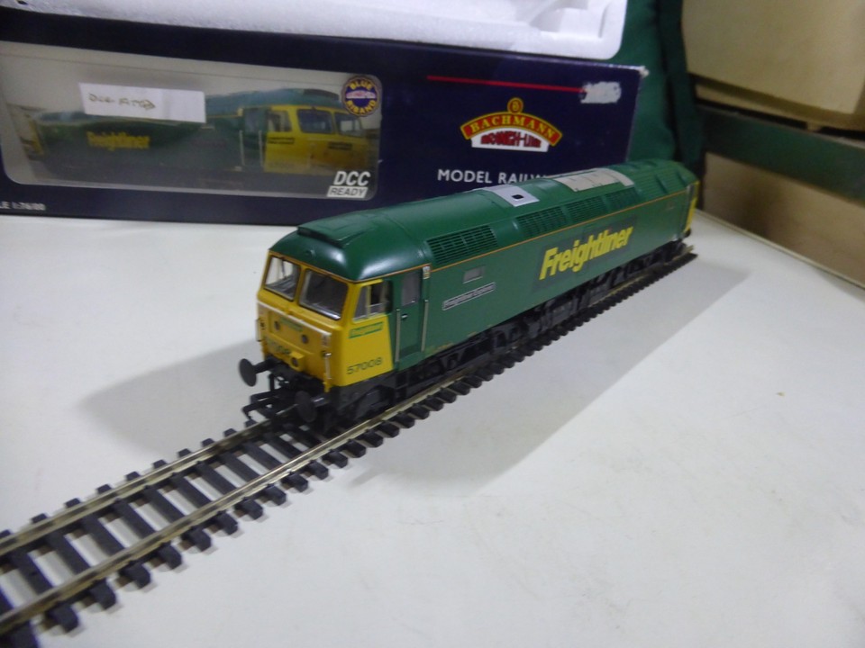 Bachmann 32-750 DCC FITTED OO Gauge BR Class 57 Loco Freightliner ...