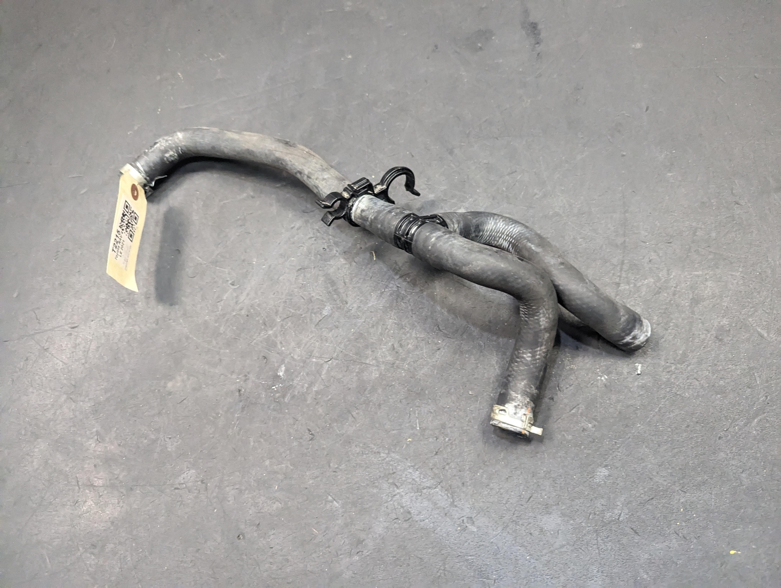 Radiator Coolant By-Pass Hose Tube 2021 Toyota RAV4 16260-F0010 2019 ...