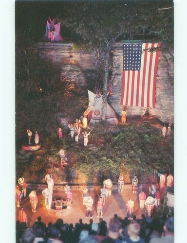 Pre-1980 PATRIOTIC NATIVE INDIANS SALUTE TO USA FLAG Wisconsin Dells WI ...