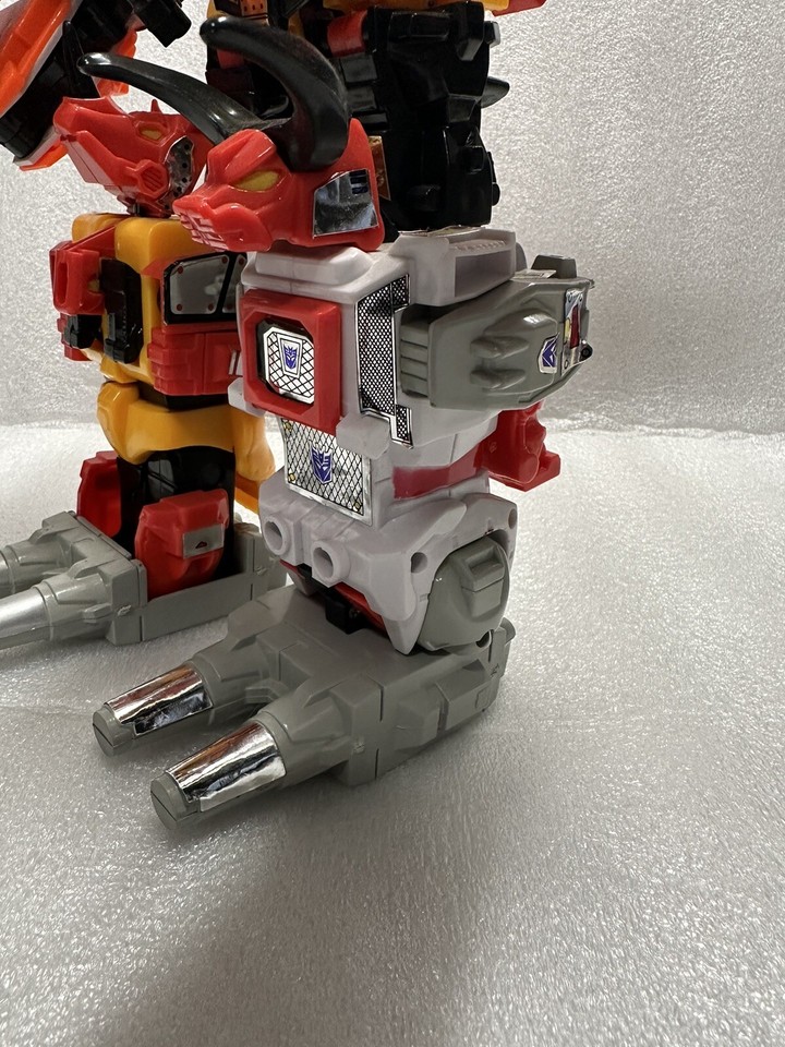 Transformers Extremely RARE WHITE G1 PREDAKING KO 100 % Complete ...