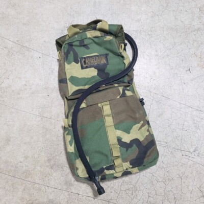 Camelbak Old Gen MULE Maximum Gear Hydration Pack Backpack M81 Woodland ...