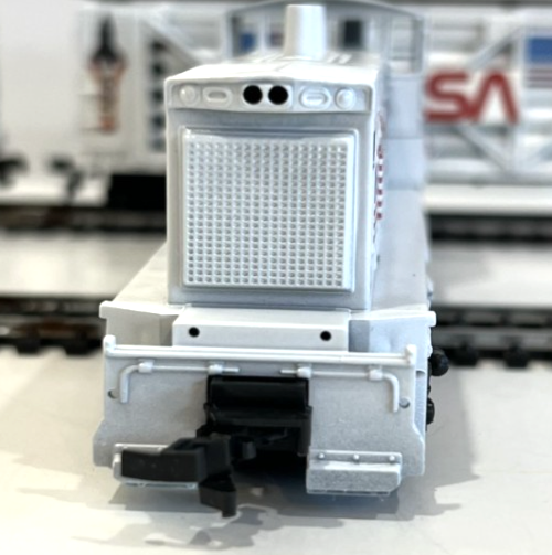 HO custom NASA propellant train - 3 Helium transport cars & SW1500 ...