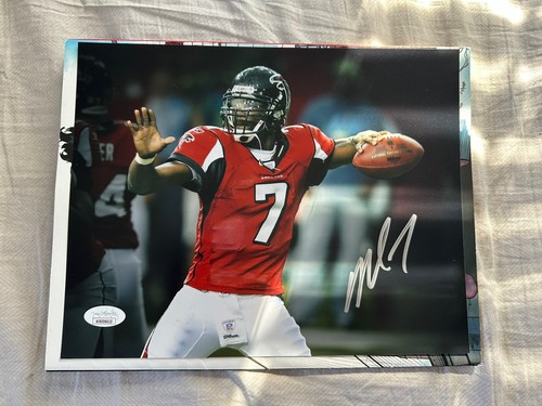Michael Vick Autographed Atlanta Falcons 8x10 Photo (JSA) | eBay