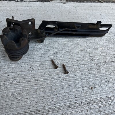 Sewing (Pre-1930) - Singer Sewing Machine Cabinet