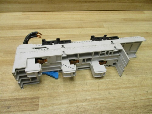 Allen Bradley 141A-SM54-RS25 Buss Bar Module 141ASM54RS25 | eBay