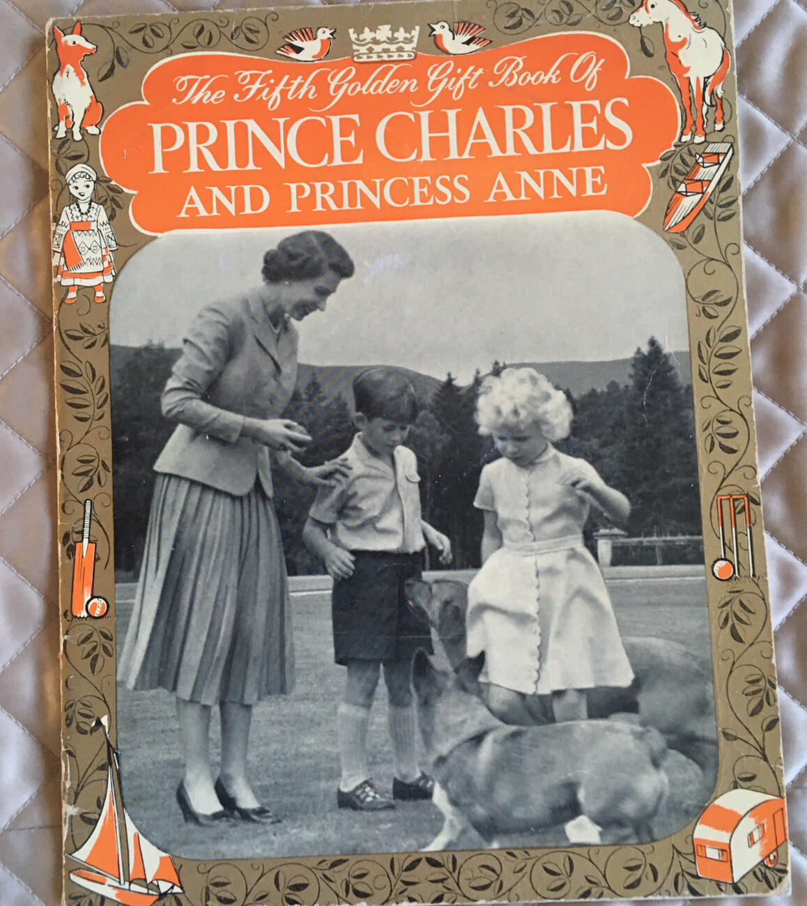 Vtg 5th Golden Gift Book of Prince Charles & Princess Anne Illus D ...