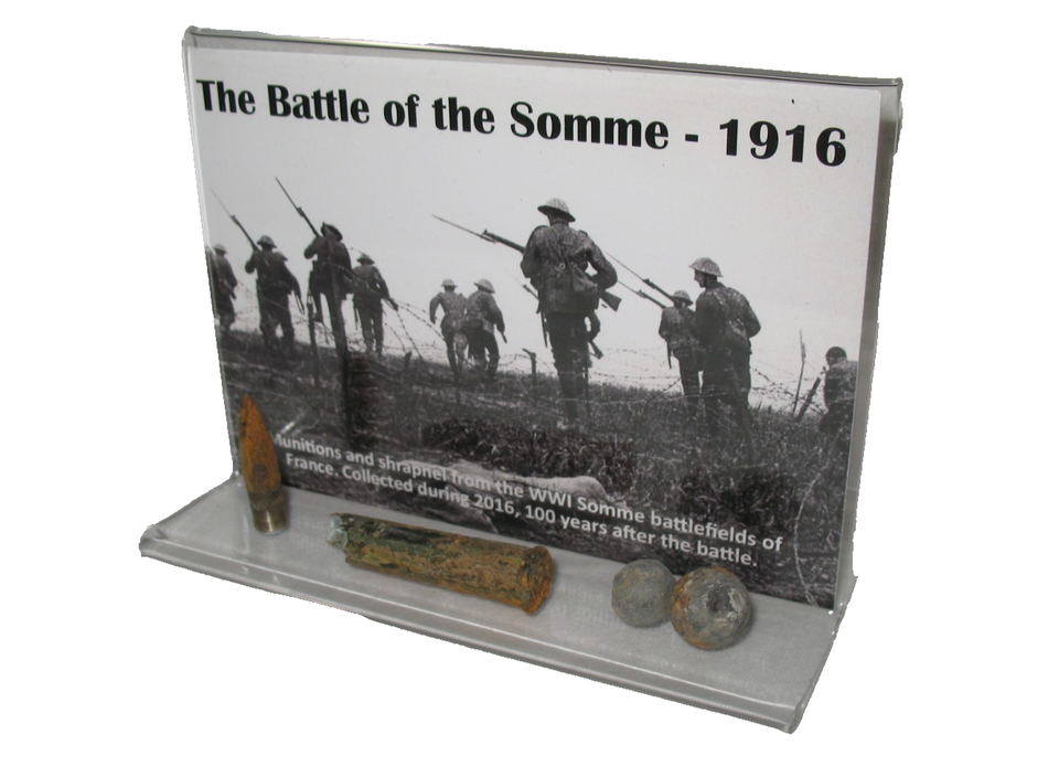 WWI World War 1 WW1 Battle of the Somme relics on display stand w/ ID ...