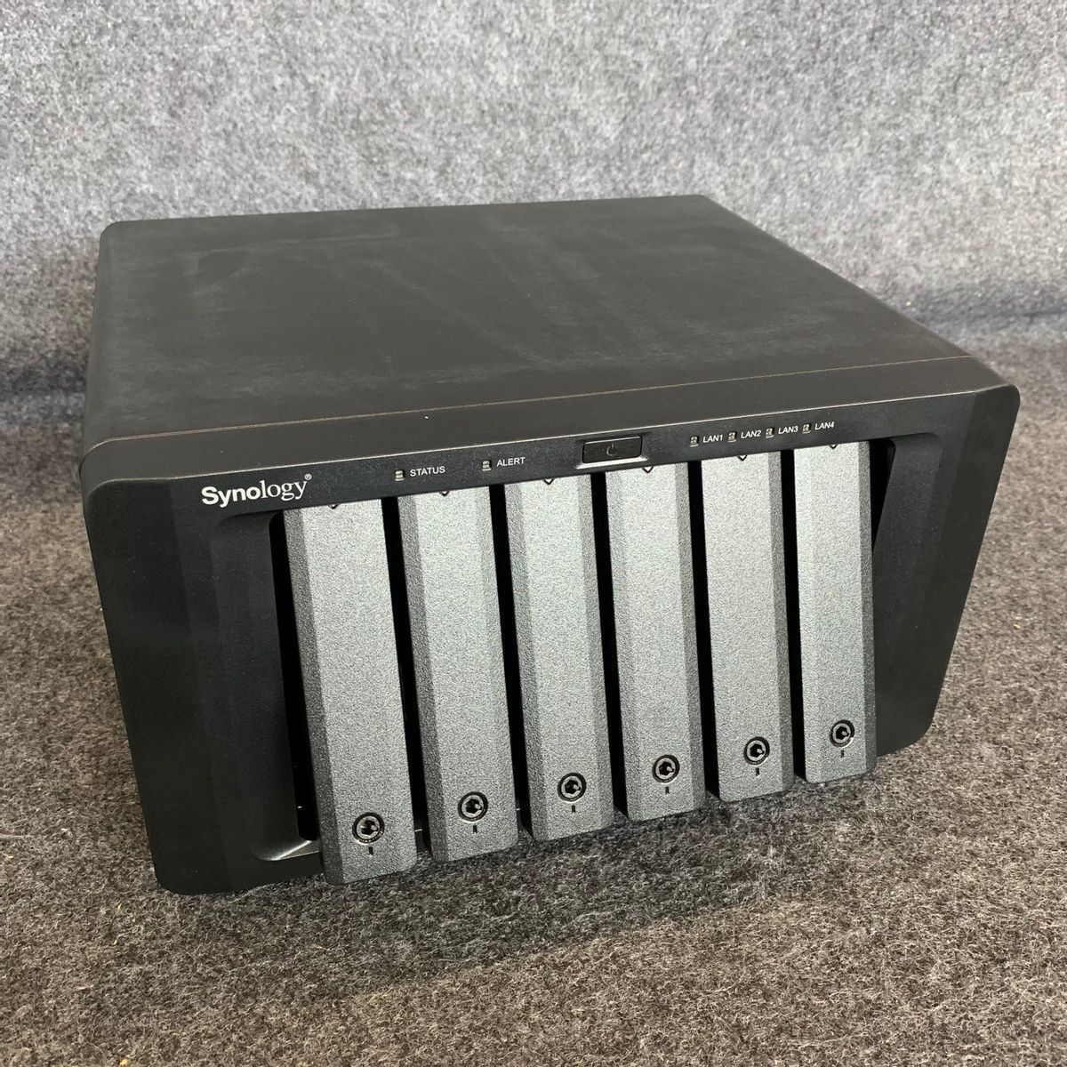 SYNOLOGY DS1621+ DiskStation 6-Bay NAS Enclosure - Black 846504003778 ...