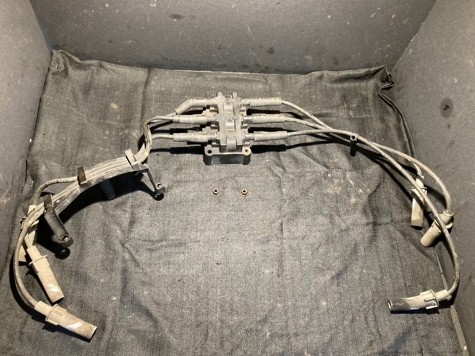 07-11 Jeep Wrangler Caravan 01-10 EGH 3.8L OEM Coil Pack & bolts | eBay