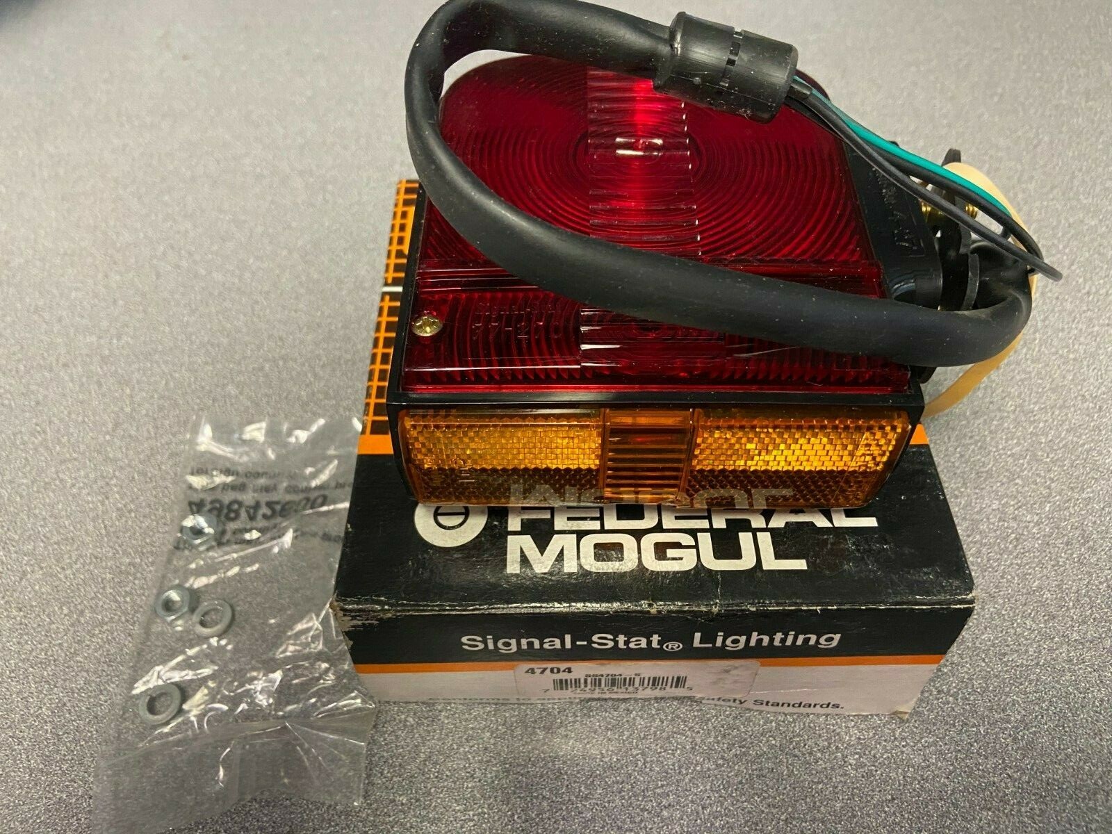 4704 SIGNAL STAT TURN SIGNAL,FRONT AND REAR, 2 STUDS WITH WIRING ...