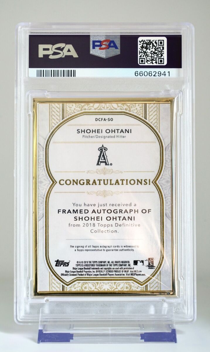 Shohei Ohtani 2018 Topps Definitive Rookie Auto /30 PSA 8 Shohei Ohtani 2018 Topps Definitive Rookie Auto /30 PSA 8