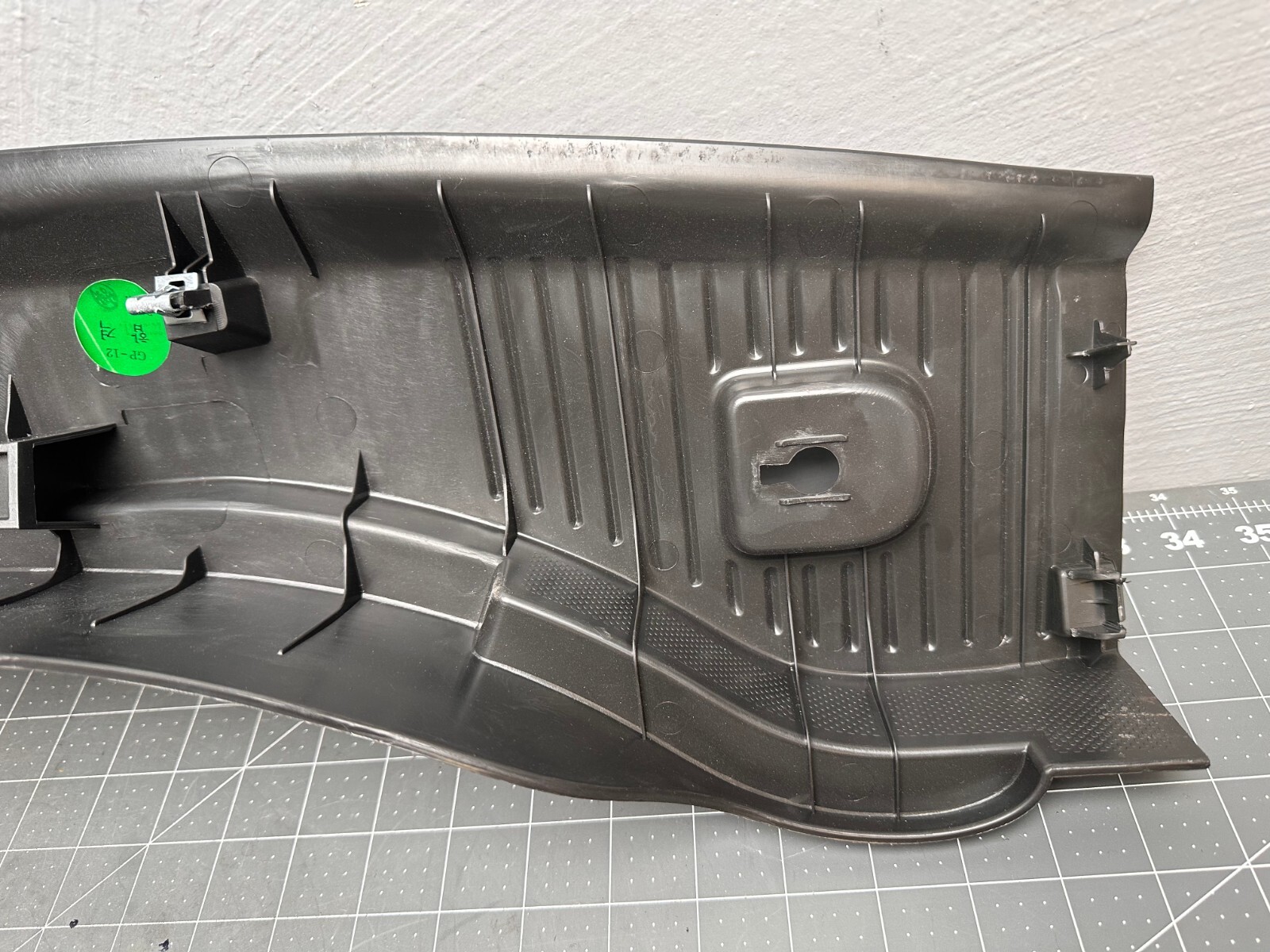 15-21 BUICK ENCORE - TRUNK LATCH LOCK SILL SCUFF TRIM COVER PANEL OEM | eBay