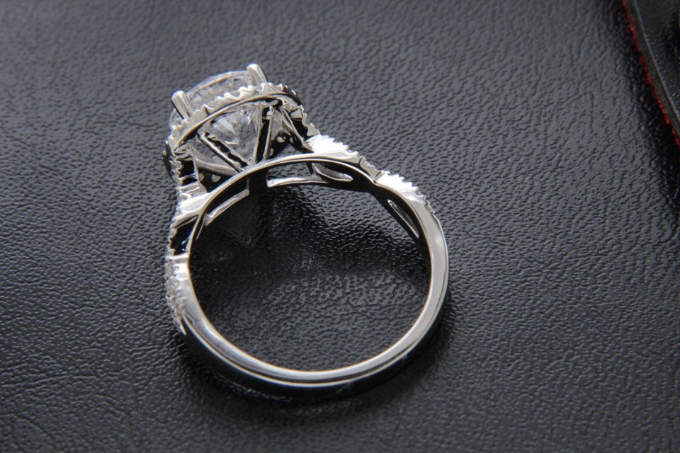 925 Silver 3 Ct Round Cut Simulated Diamond Halo Twisted Engagement ...
