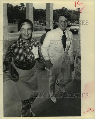 1972 Press Photo Governor and Mrs. Dale Bumpers of Arkansas at River ...