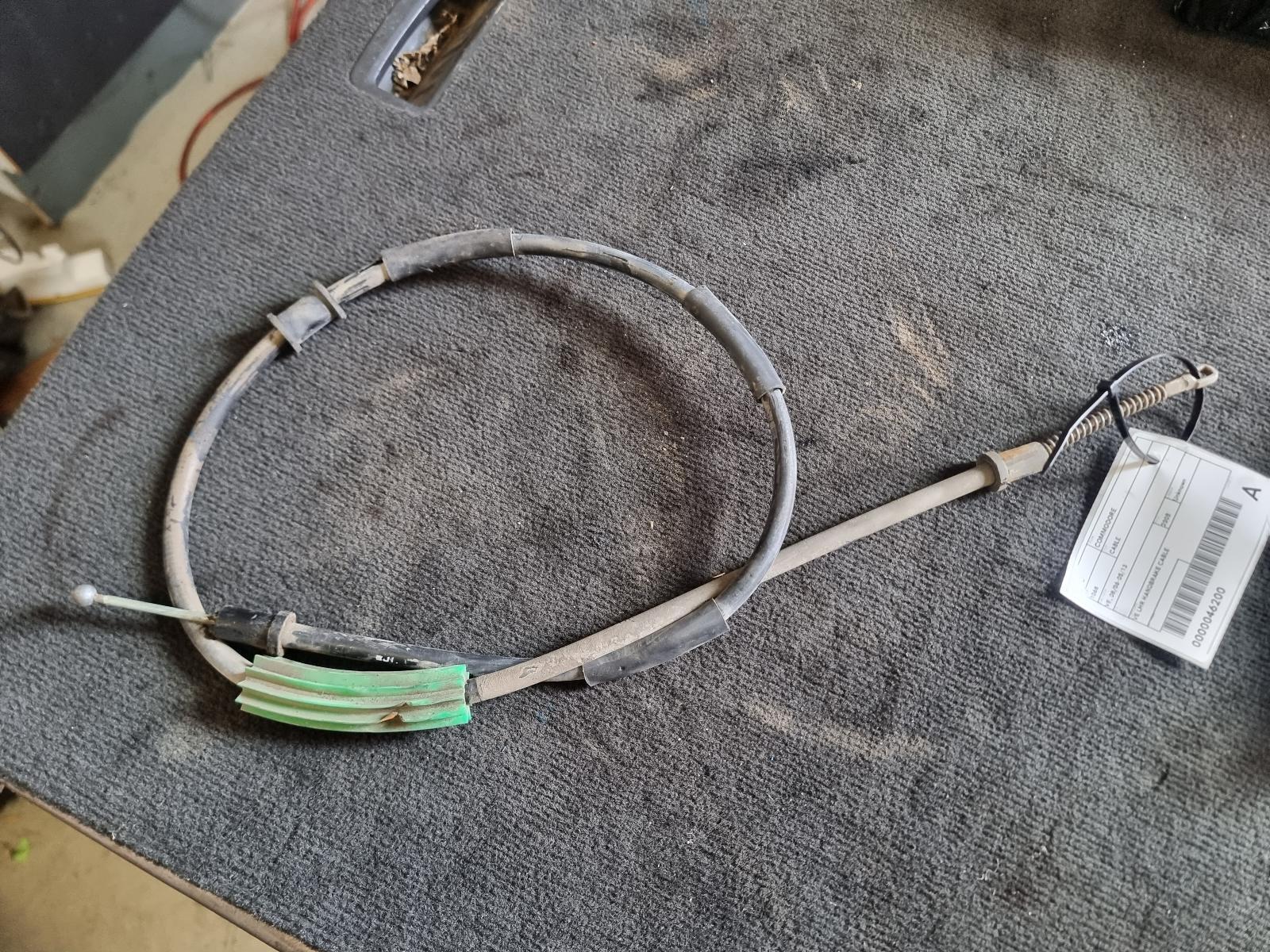 VE COMMODORE SEDAN LHR HANDBRAKE CABLE #46200 | eBay