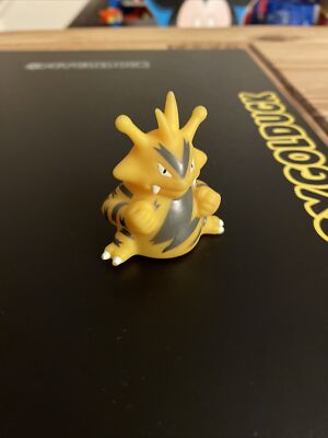 Nintendo Pokemon Oddzon Electabuzz Vintage Action Figure Roller Toy ...